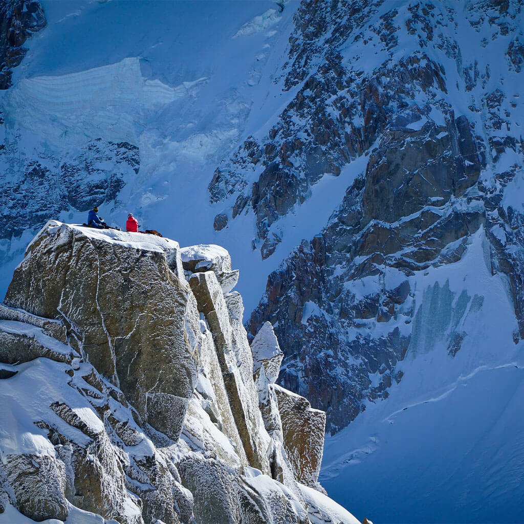 How to Choose an Ice Axe That Best Suits You - Mountain House